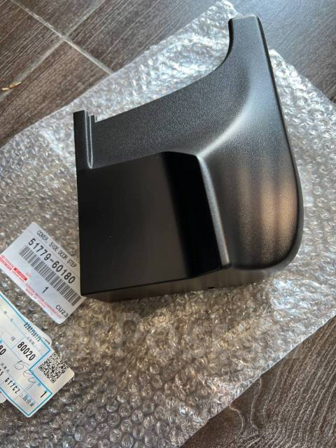 LC200 / Заглушка подножки / Оригинал / 51779-60180 купить во ...