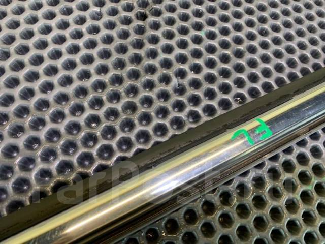 Молдинг стекла двери Lexus Lx570 2008 7572060080 URJ201 3URFE, передний ...