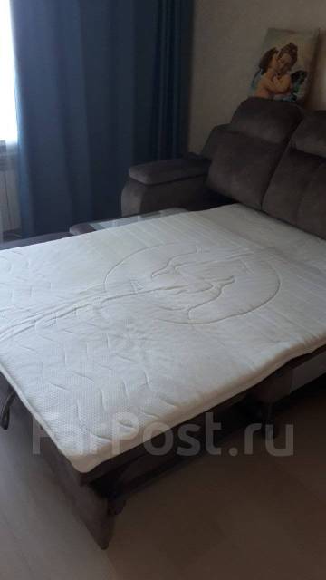 Топпер на диван, кровать 140х2000, б/у, в наличии. Цена: 10 000₽ в Артеме