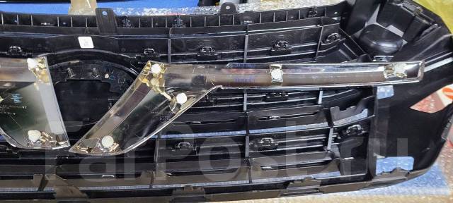 Решетка радиатора Toyota Land Cruiser 200,53101-60D20 купить во ...