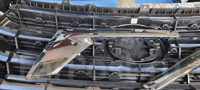 Решетка радиатора Toyota Land Cruiser 200,53101-60D20 купить во ...