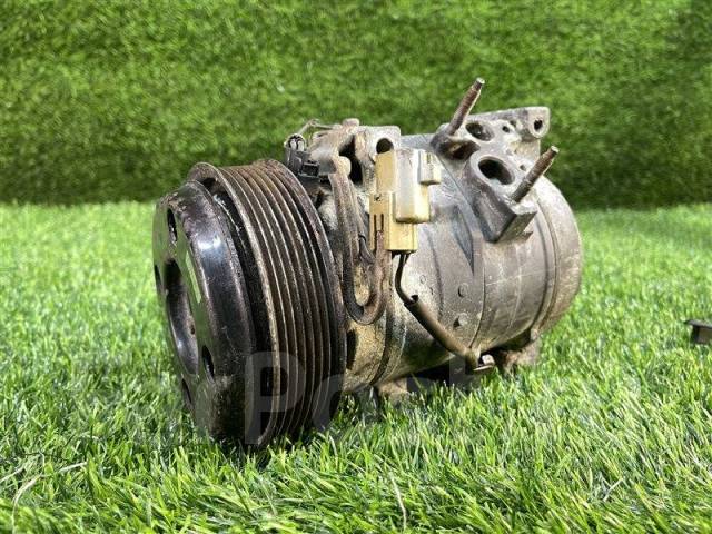 Компрессор кондиционера Toyota Kluger 2002 8832048080 ACU20 2AZFE ...