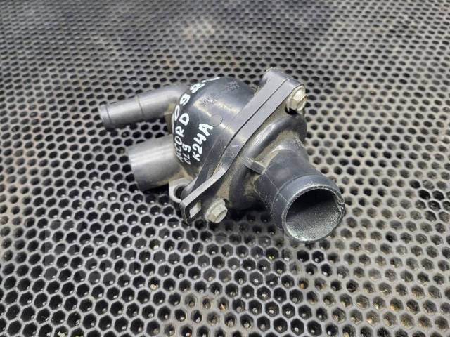 Корпус термостата Honda Accord CL9 K24A3 19320-RAA-A01 Honda Accord ...