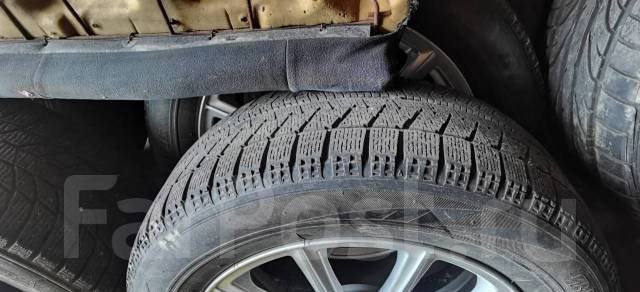 Диски R17 с резиной 215/60/17 Bridgestone Blizzak - Колёса во Владивостоке