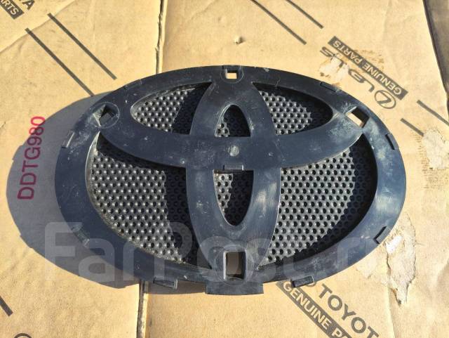 Подложка Эмблемы Toyota Fortuner 15- 75310-0K060 75310-0K010 купить во ...