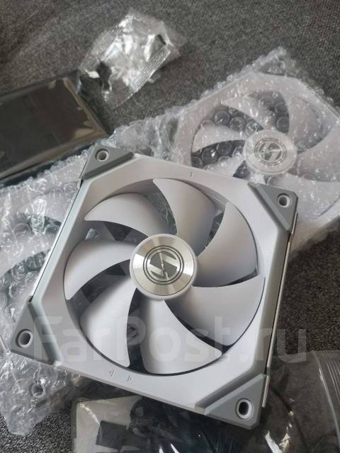 Комплект вентиляторов LIAN LI UNI Fan SL120 Новые - Прочие ...