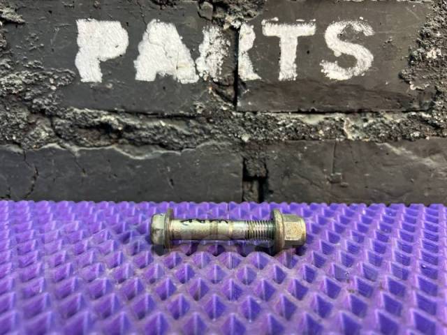 Болт крепления шаровой опоры Nissan Leaf 2014 401781KA0A AZE0-061302 ...