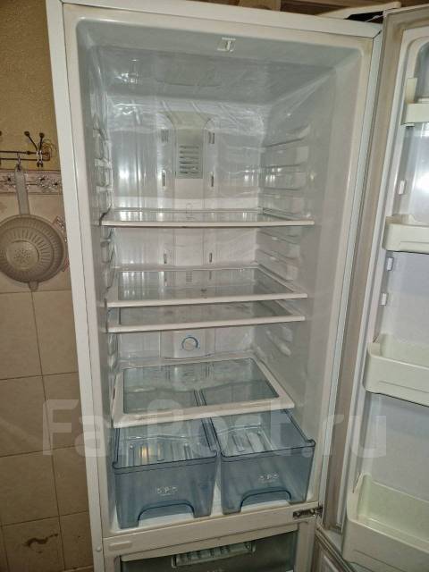Холодильник двухкамерный белый Океан No Frost + Сломанный ...