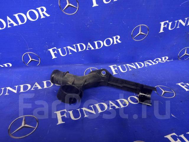 Патрубок системы охлаждения Mercedes-Benz [A2712001352] купить в ...