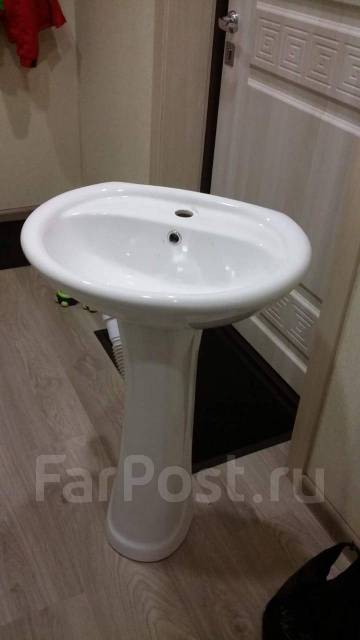 Раковина на пьедестале - Сантехника и водоснабжение во Владивостоке