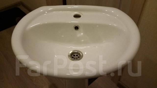 Раковина на пьедестале - Сантехника и водоснабжение во Владивостоке