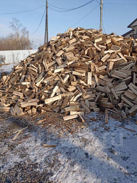 Продам дрова колотые сухие 3.5 куба 11000, в наличии. Цена: 11 000₽ в ...