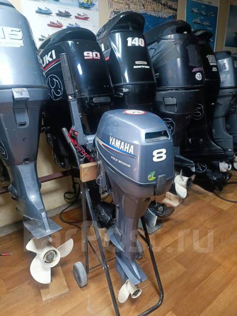 Продам лодочный мотор Yamaha 8 4х тактный. Без пробега по России ...