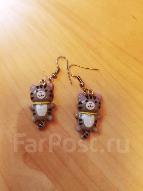 Серьги кошки, для детей, новый, в наличии. Цена: 250₽ во Владивостоке