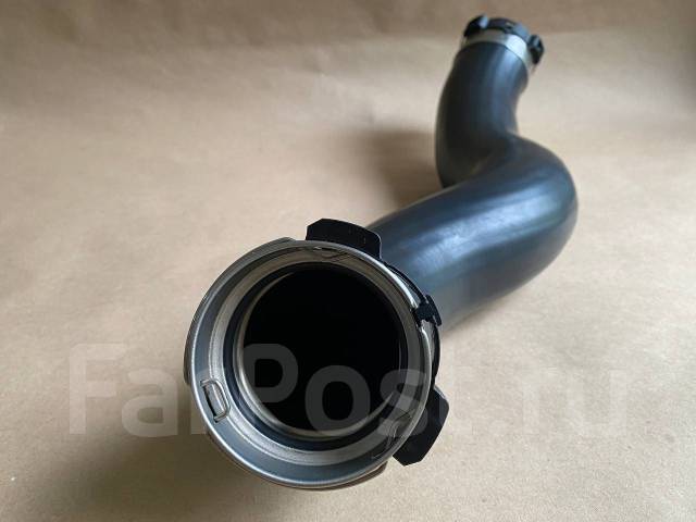 Патрубок интеркулера 11618572859 BMW 5 G30 7 G11 купить в Москве по ...