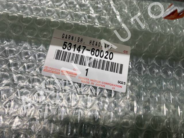 Оригинал! Новая ! Накладка фары правая Toyota Land Cruiser Prado 150 ...