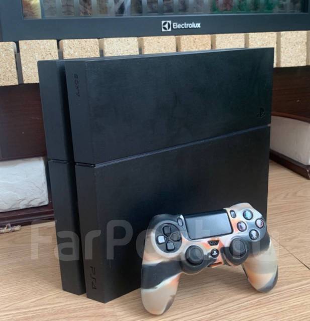 PlayStation 4, б/у, в наличии. Цена: 22 000₽ во Владивостоке