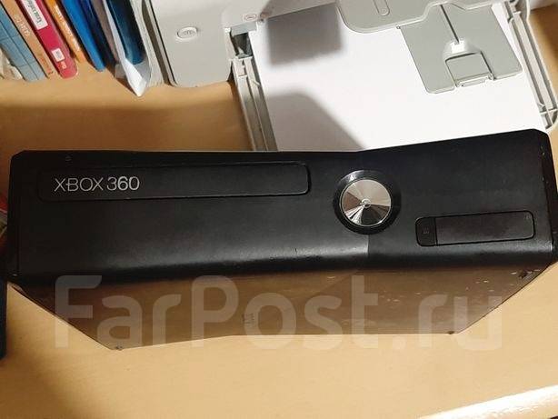 Xbox 360 slim, б/у, в наличии. Цена: 3 999₽ во Владивостоке