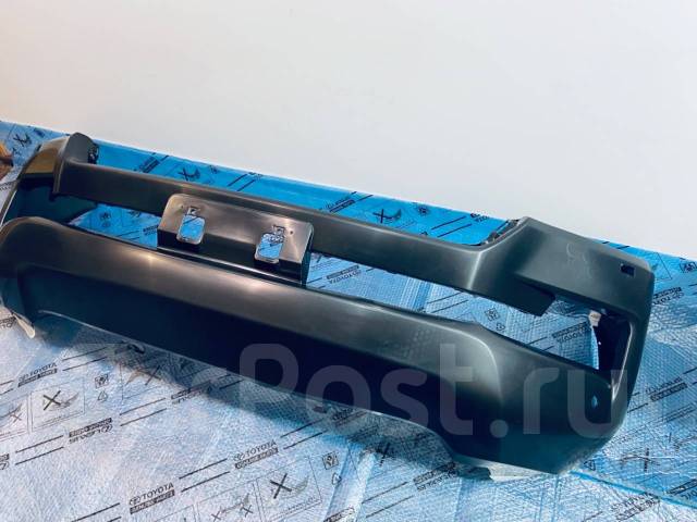 Бампер передний Toyota Land Cruiser 200 15-21 купить в Москве — частное ...