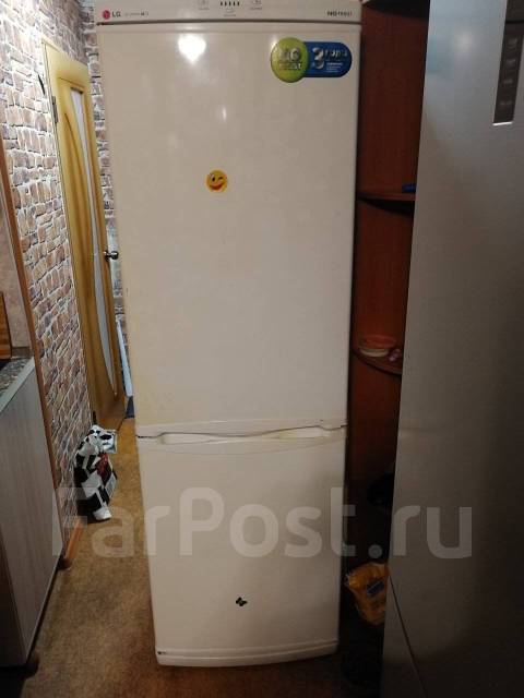 Продам холодильник LG - Холодильники и морозильники во Владивостоке