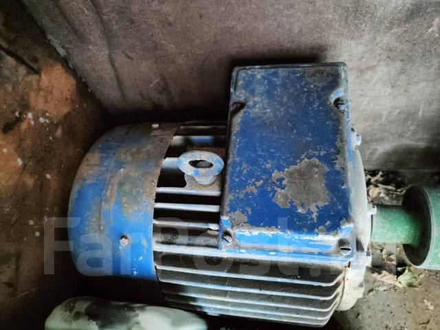Продам электродвигатели 18 kw 7 kw 3000 оборотов оба, б/у, в наличии ...