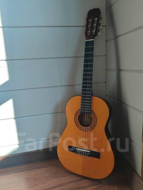 Акустическая гитара Hohner-nc02 ("половинка") для ребёнка 6-10 лет ...