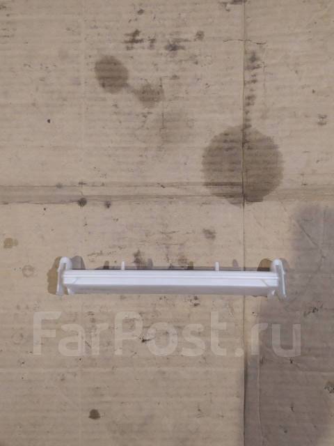 Крышка салонного фильтра Toyota Camry AVV50 купить во Владивостоке по ...