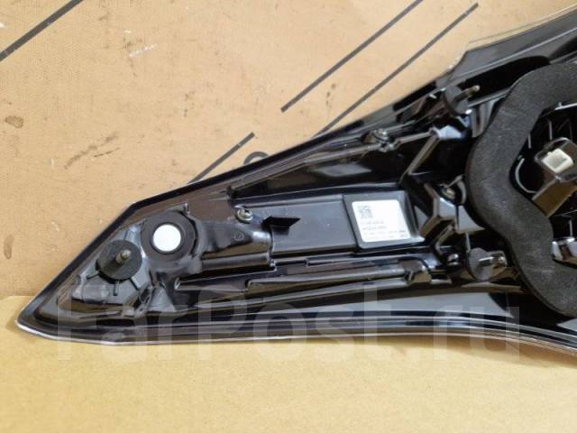 Фонарь Toyota Rav4 8159042032 40, задний левый купить в Москве по цене ...