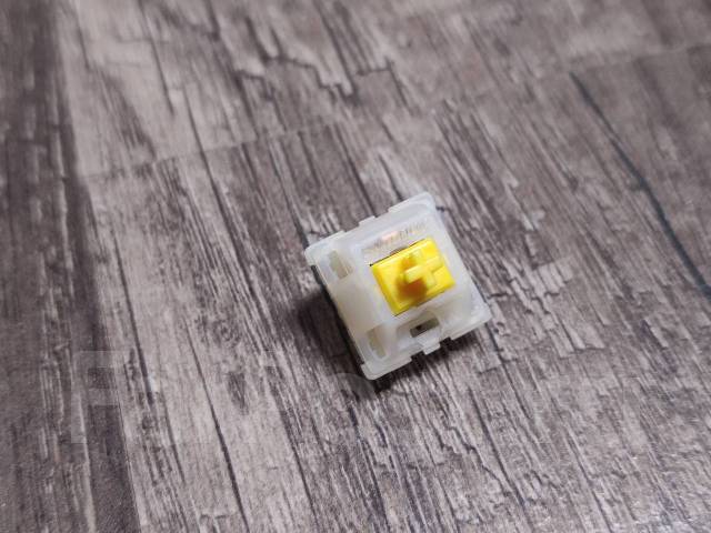 Свитчи для механической клавиатуры Gateron Milky Yellow Pro 200шт ...
