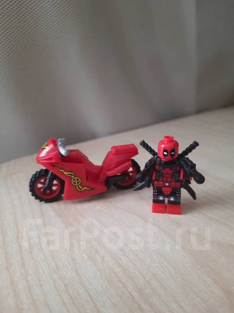 Минифигурка Лего Lego Дэдпул на мотоцикл Игрушки во Владивостоке
