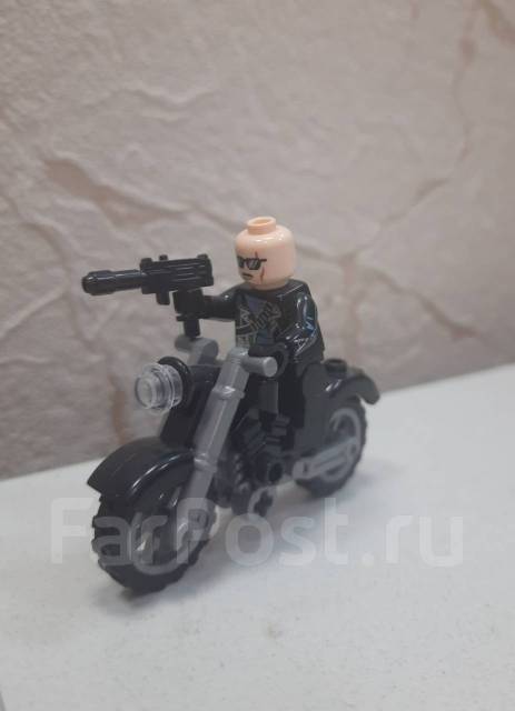 Минифигурка Лего Lego Терминатор Игрушки во Владивостоке