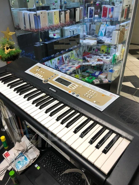 Синтезатор Yamaha PSR-R200. Istyle. Первая речка - Клавишные во ...