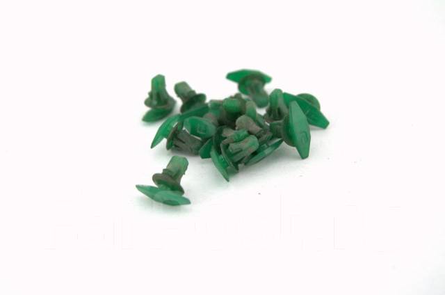 Клипса уплотнителя двери купить в Новосибирске по цене: 50₽ — частное ...