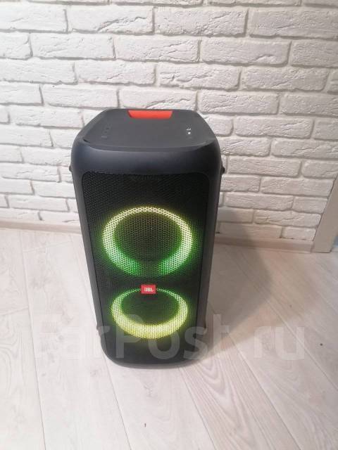 Колонка напольная jbl - Акустические системы в Уссурийске