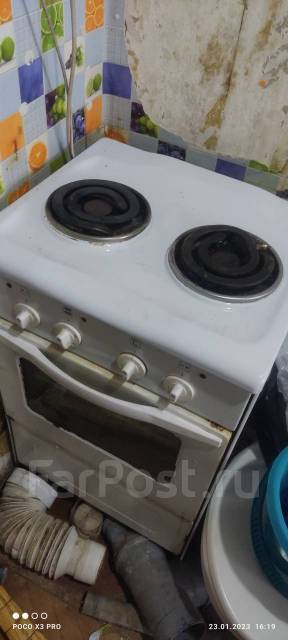 Продам плитку с духовкой мечта - Кухонные печи и вытяжки во Владивостоке