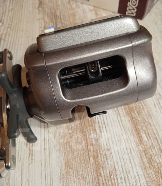 Мультипликаторная катушка Daiwa Tanasensor-S 250 DX, б/у, в наличии ...