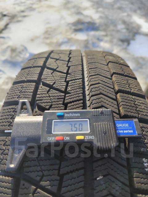 185/60/15 пара Bridgestone - Колёса во Владивостоке