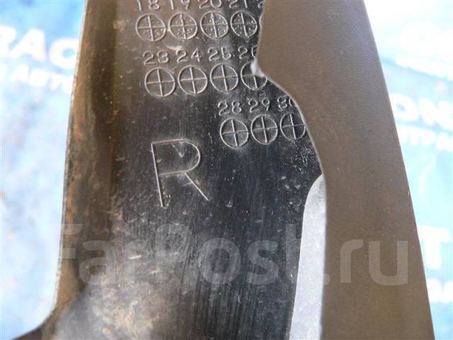 Брызговик Toyota Rav 4 2018 7662142130 MXAA52 A25AFXS, передний правый ...