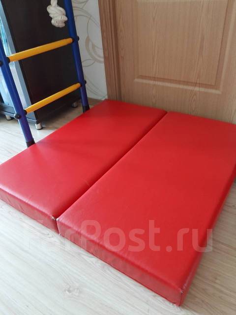 Продам гимнастический мат - Тренажеры и спорткомплексы в Уссурийске