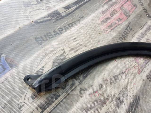 Уплотнитель на заднее крыло правый, Subaru Forester SJ5 FB20A 2013 №66 ...