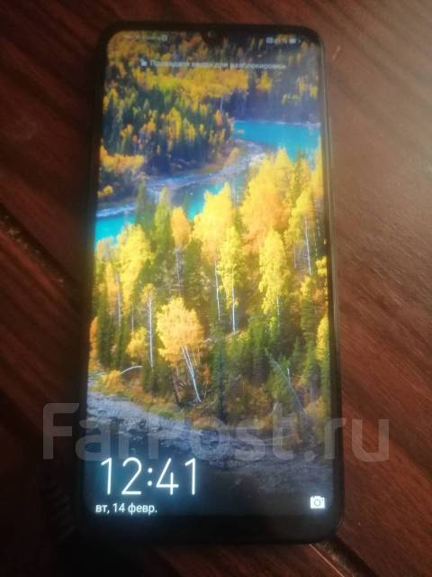Продам смартфон Huawei - Смартфоны и сотовые телефоны во Владивостоке