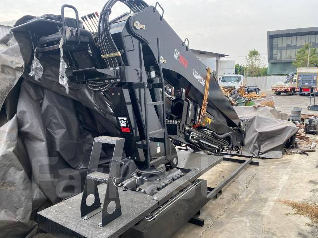 Новая крановая установка Hiab X-CL16 - Навесное и дополнительное оборудование во Владивостоке