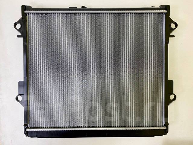 Радиатор охлаждения двигателя LASP Toyota Land Cruiser VDJ200 купить во ...