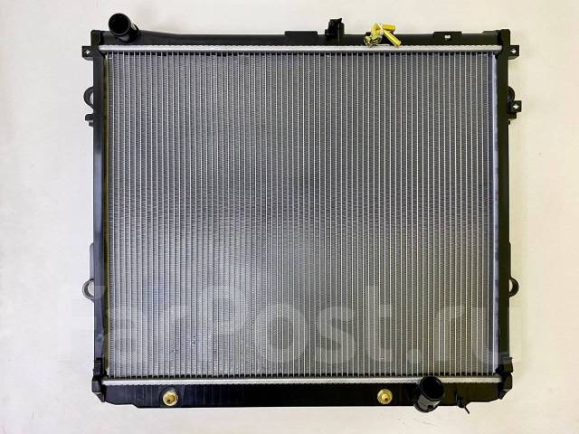 Радиатор охлаждения двигателя LASP Toyota Land Cruiser VDJ200 купить во ...