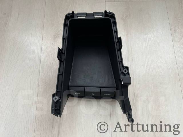 Панель салона с выходами USB HDMI Honda StepWgn Rp1 Rp2 Rp3 Rp4 Rp5 купить в Артеме по цене: 4 ...