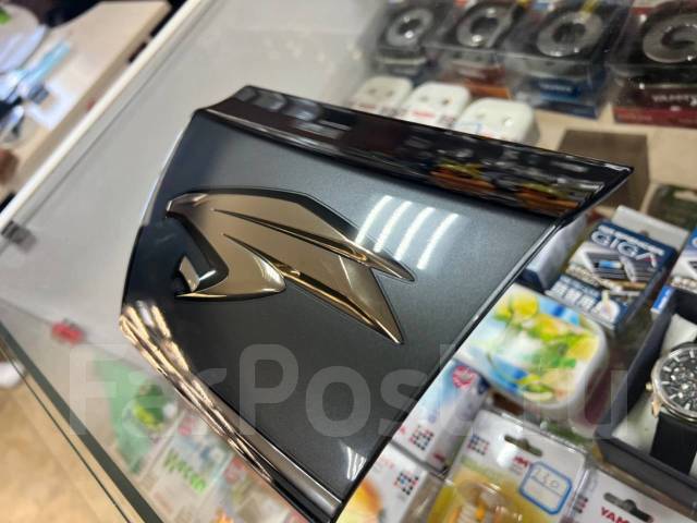 Эмблема решетки радиатора (под радар) Toyota Harrier 60/65 c 2017-2020 ...
