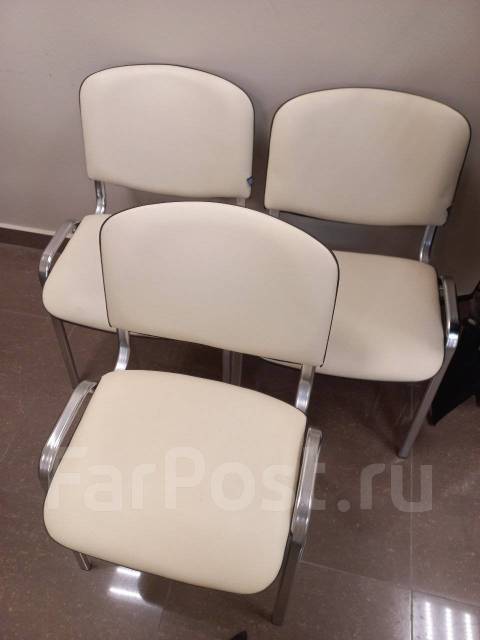Продам стулья офисные, мебель, цена: 1 200₽, новый, в наличии в Хабаровске