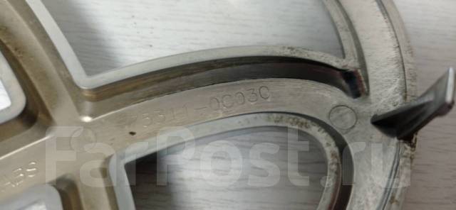 Эмблема решетки радиатора Toyota Tundra купить в Хабаровске по цене: 1 ...