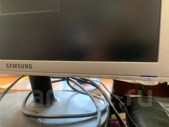 19" Монитор Samsung SyncMaster E1920NR, 1280x1024, 75 Гц, TN, ЖК (LCD ...