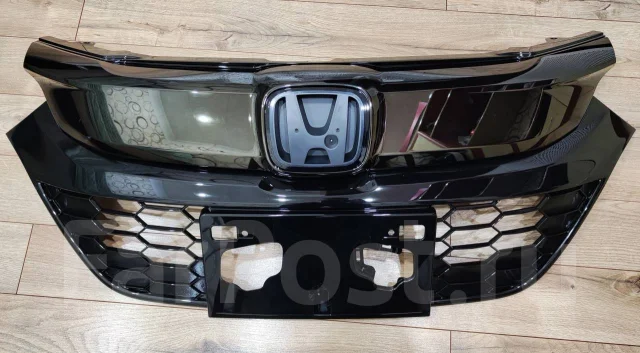 Решетка Honda Vezel Рестайлинг Оригинал Япония RS купить во ...